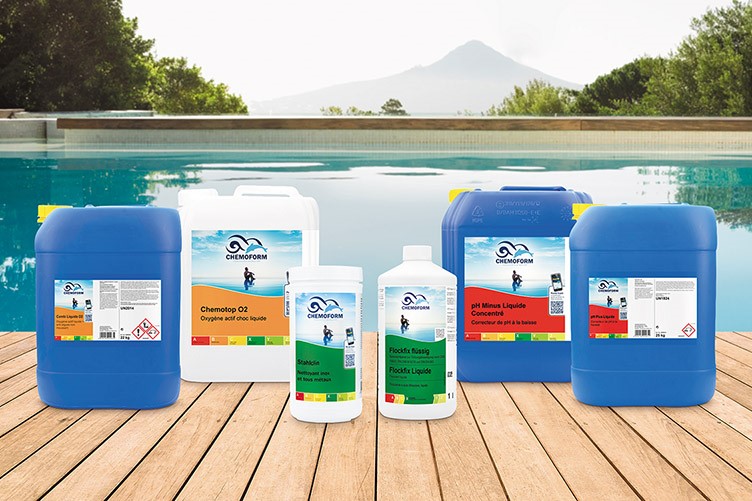 Comment traiter l'eau de ma piscine ? - Piscines Marinal